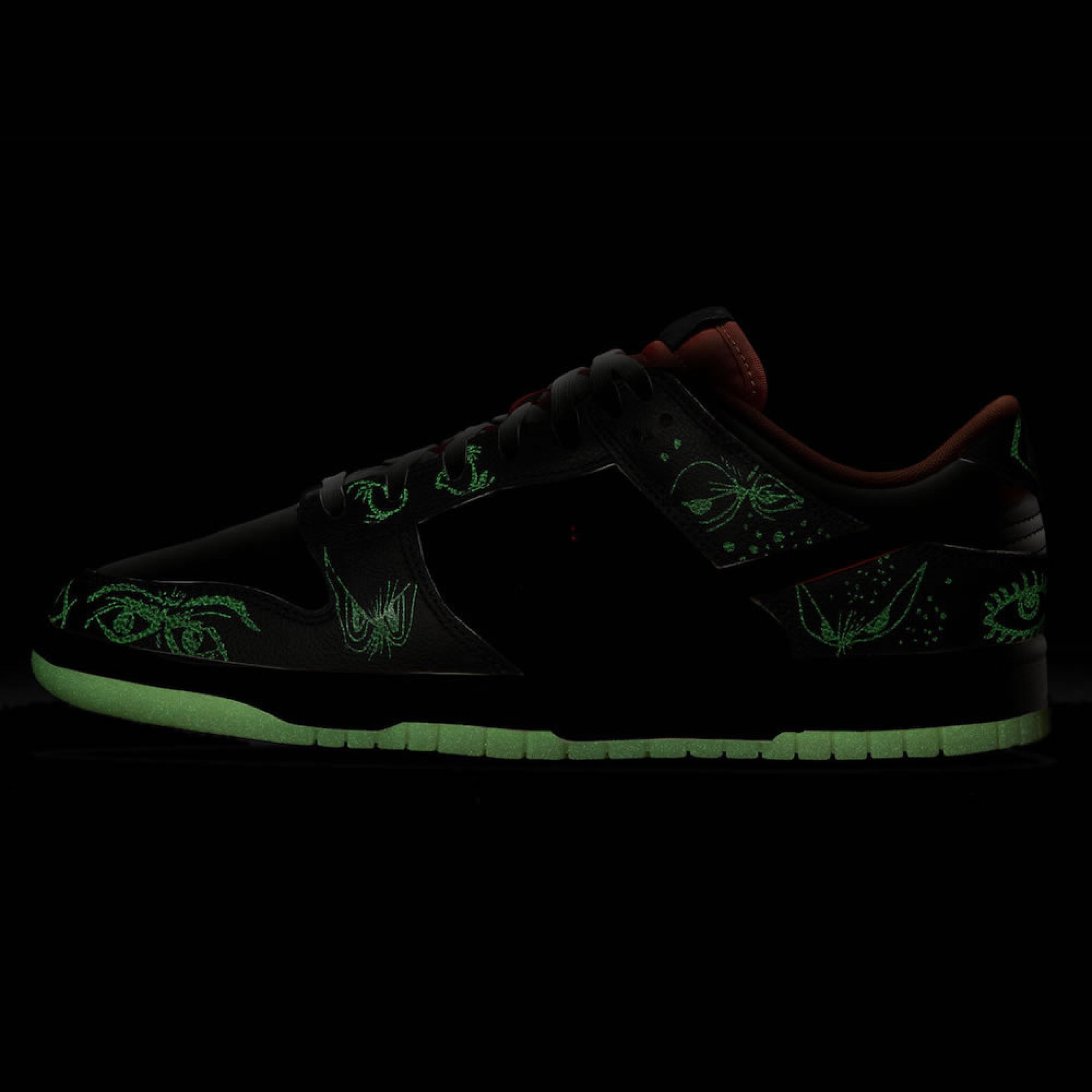 Nike Dunk Low "Halloween" Sail/Starfish-Black DD3357-100
